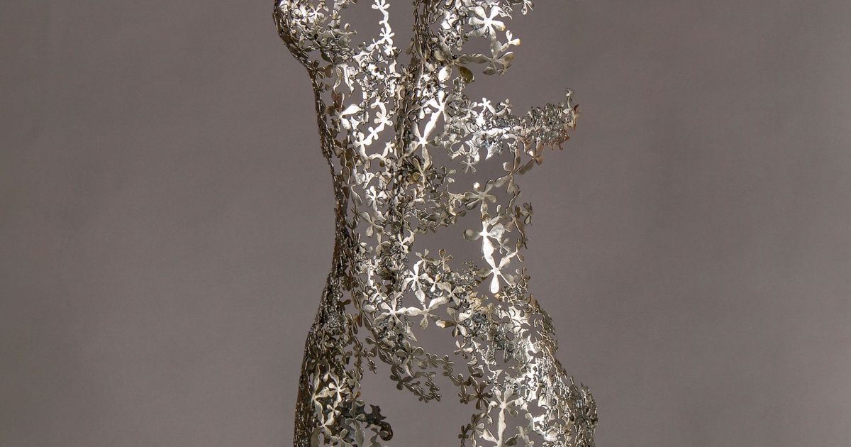 Interactive Art: Engaging Viewers in a Multi-Sensory Experience ...